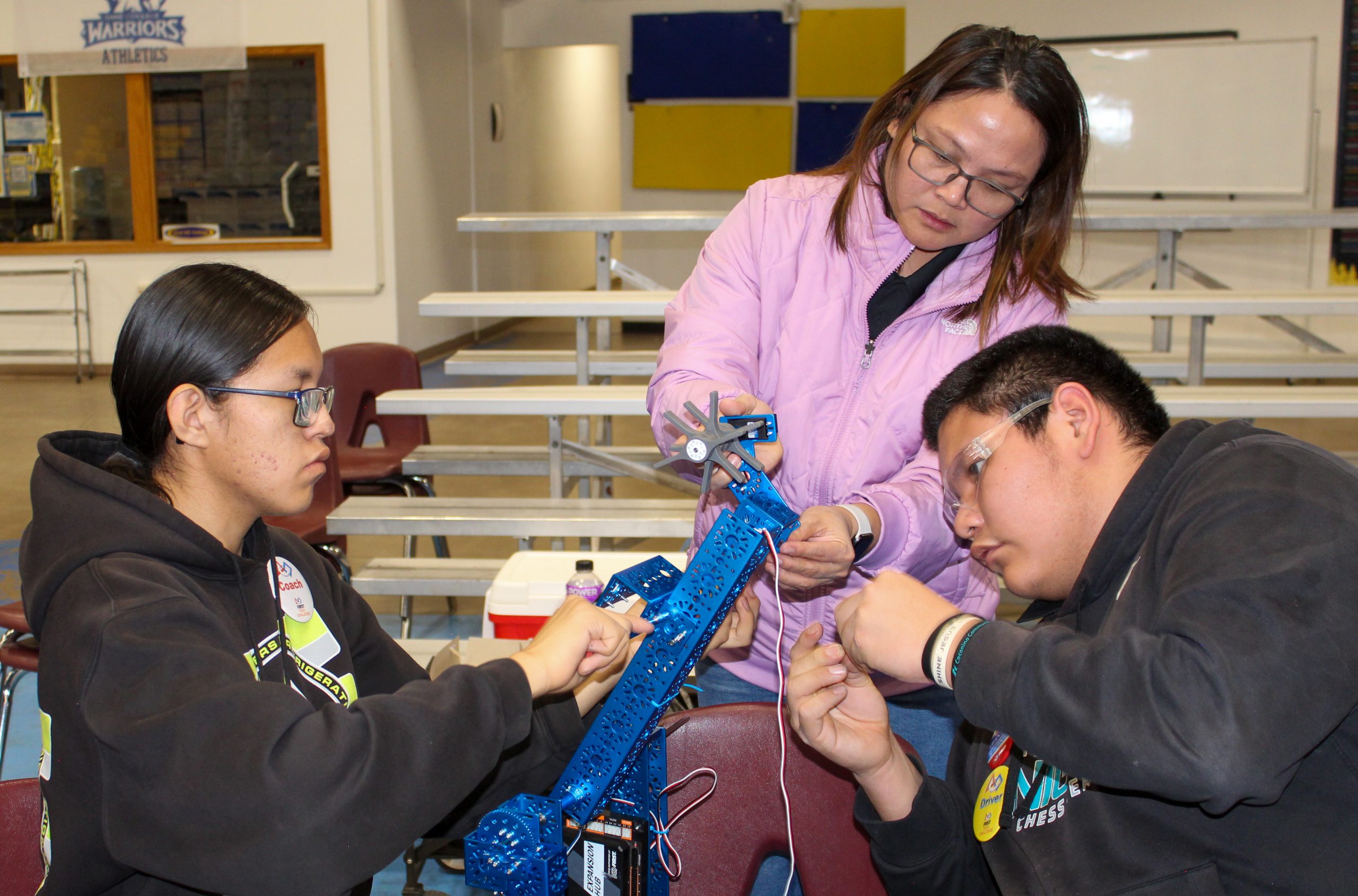 Two Navajo Nation Robotics Teams Qualify for International Competition ...